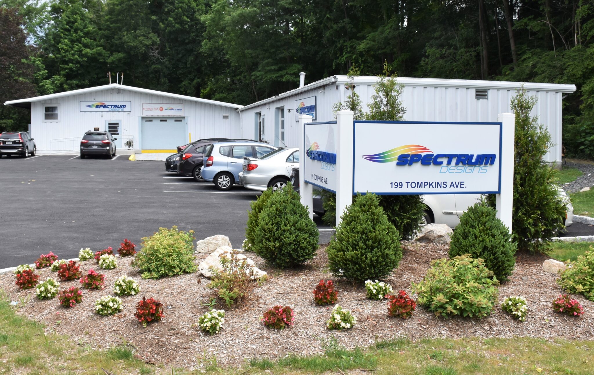 Spectrum Designs Success Story | DecoNetwork