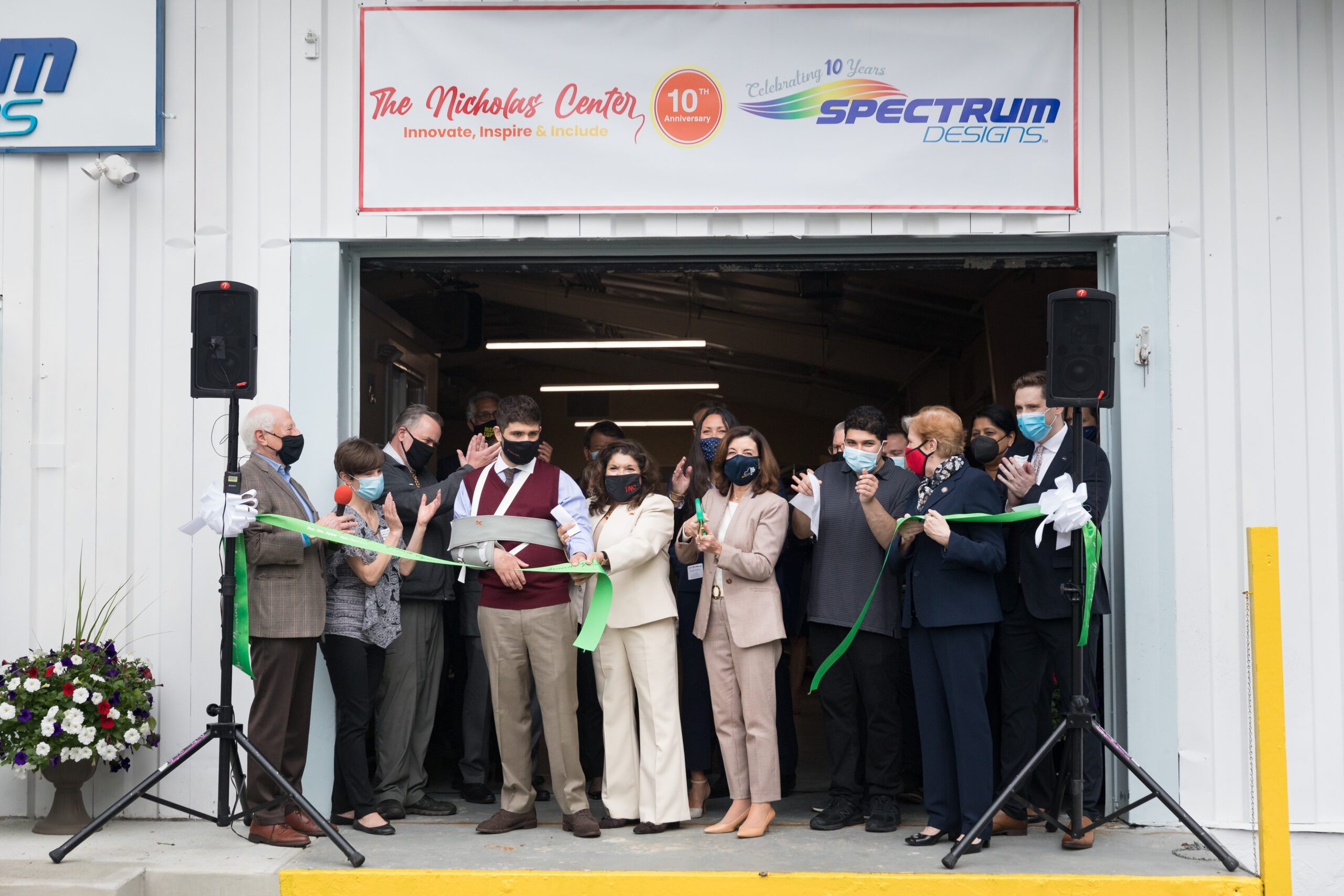 Spectrum Designs Success Story | DecoNetwork